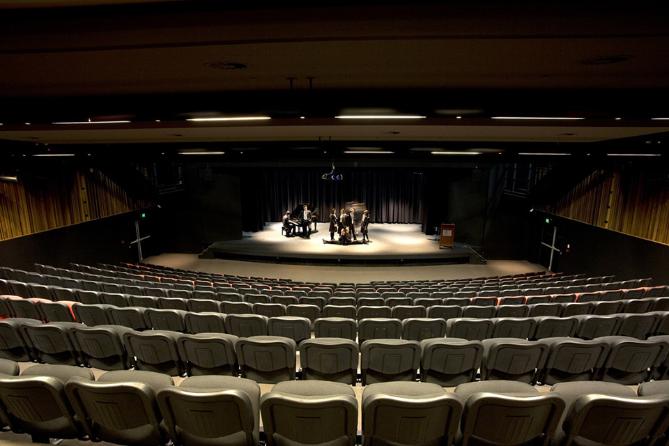 Design Stage - Lighting * Theatre * Audiovisual