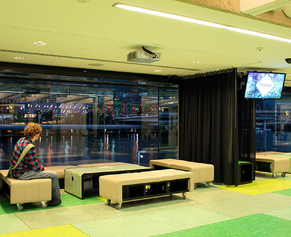 Design Stage - Lighting * Theatre * Audiovisual